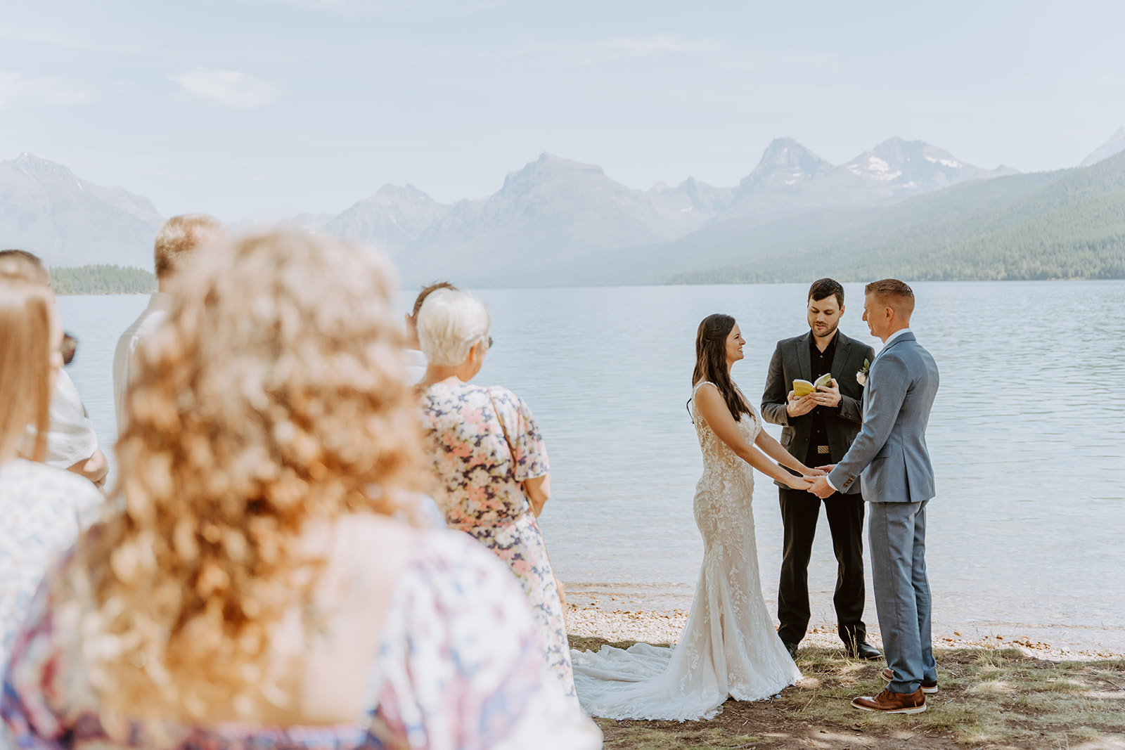 Your Guide to Having an Unplugged Ceremony at Your Wedding